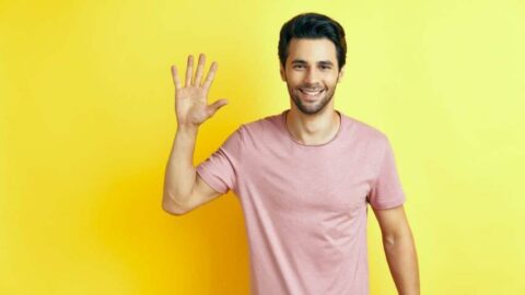 How to Respond when someone Says "Hi" — 14 Best Ways