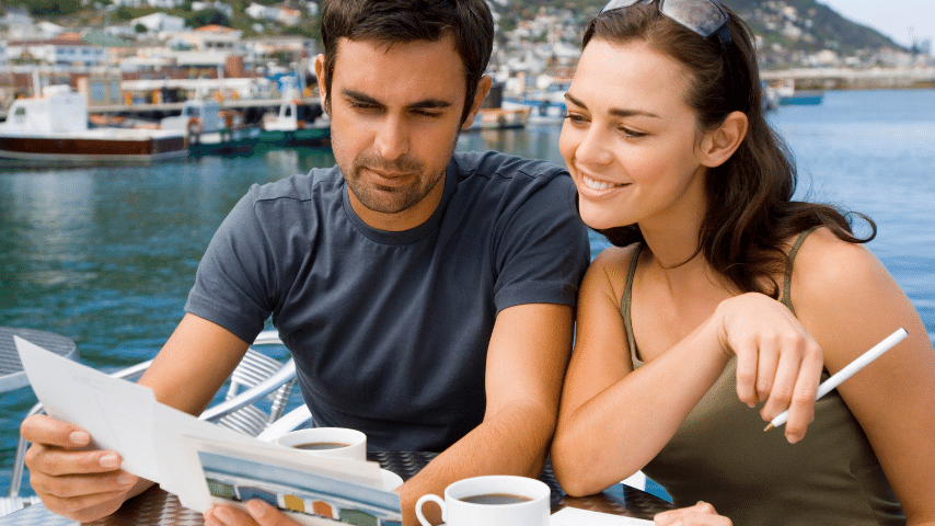 31 Perfect Messages to Write on a Postcard